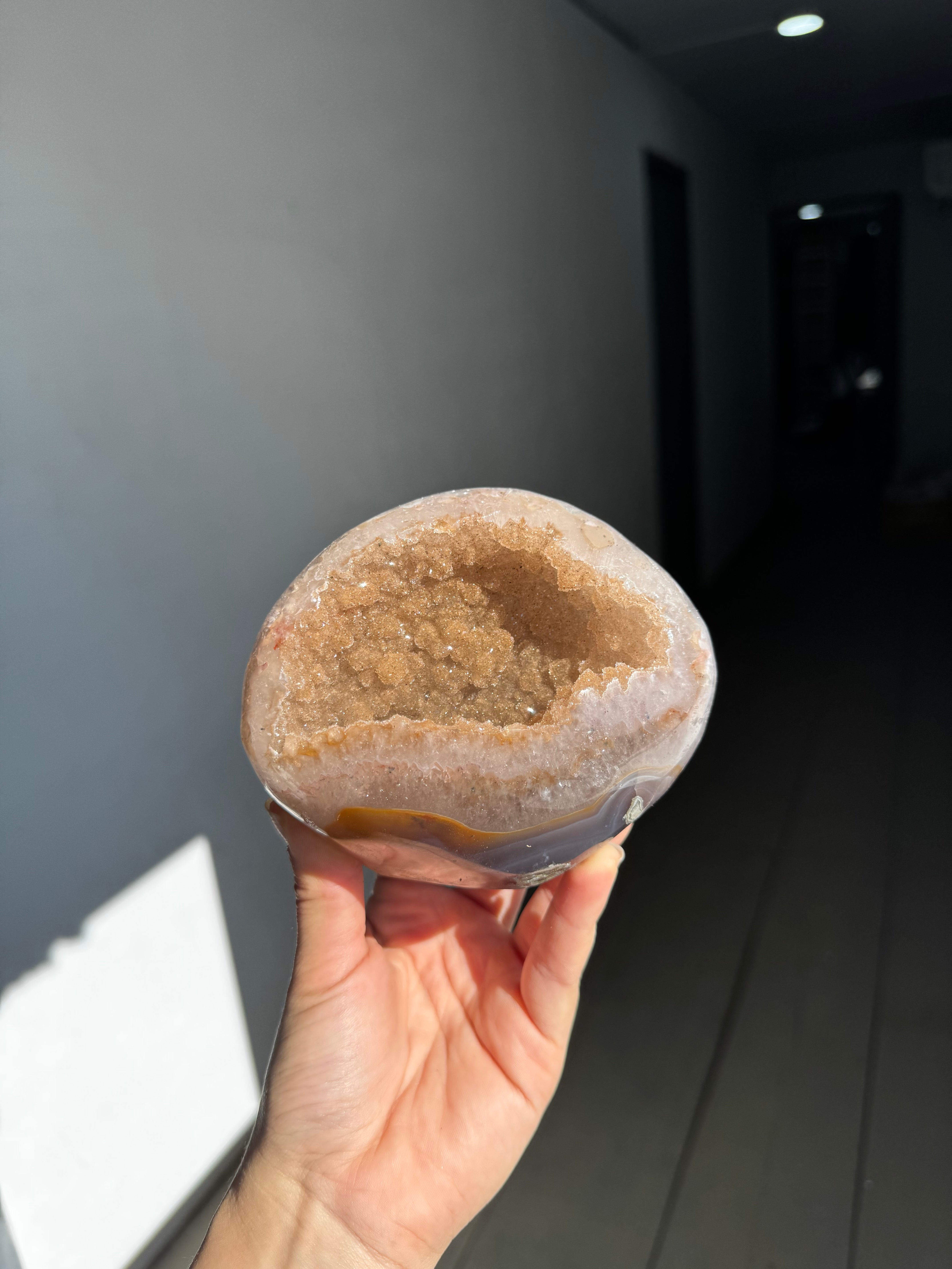 Golden cavity geode – Le Stage Minerals